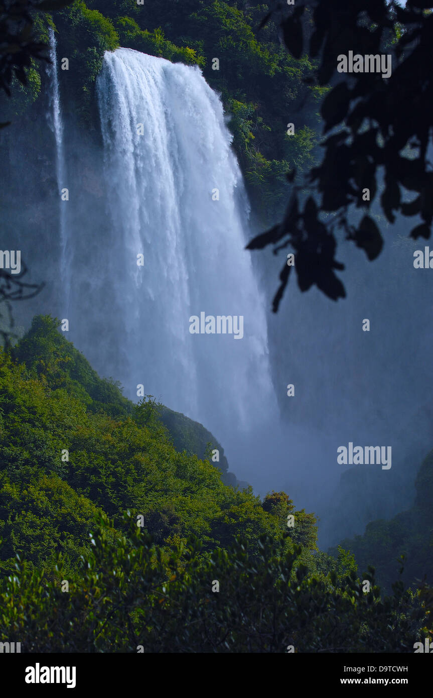 Marmore waterfalls, Cascata delle Marmore, Valnerina. Terni. Umbria ...