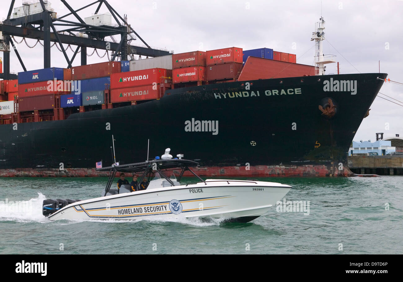 U.S. Customs and Border Protection patrols along the U.S.-Mexico border ...