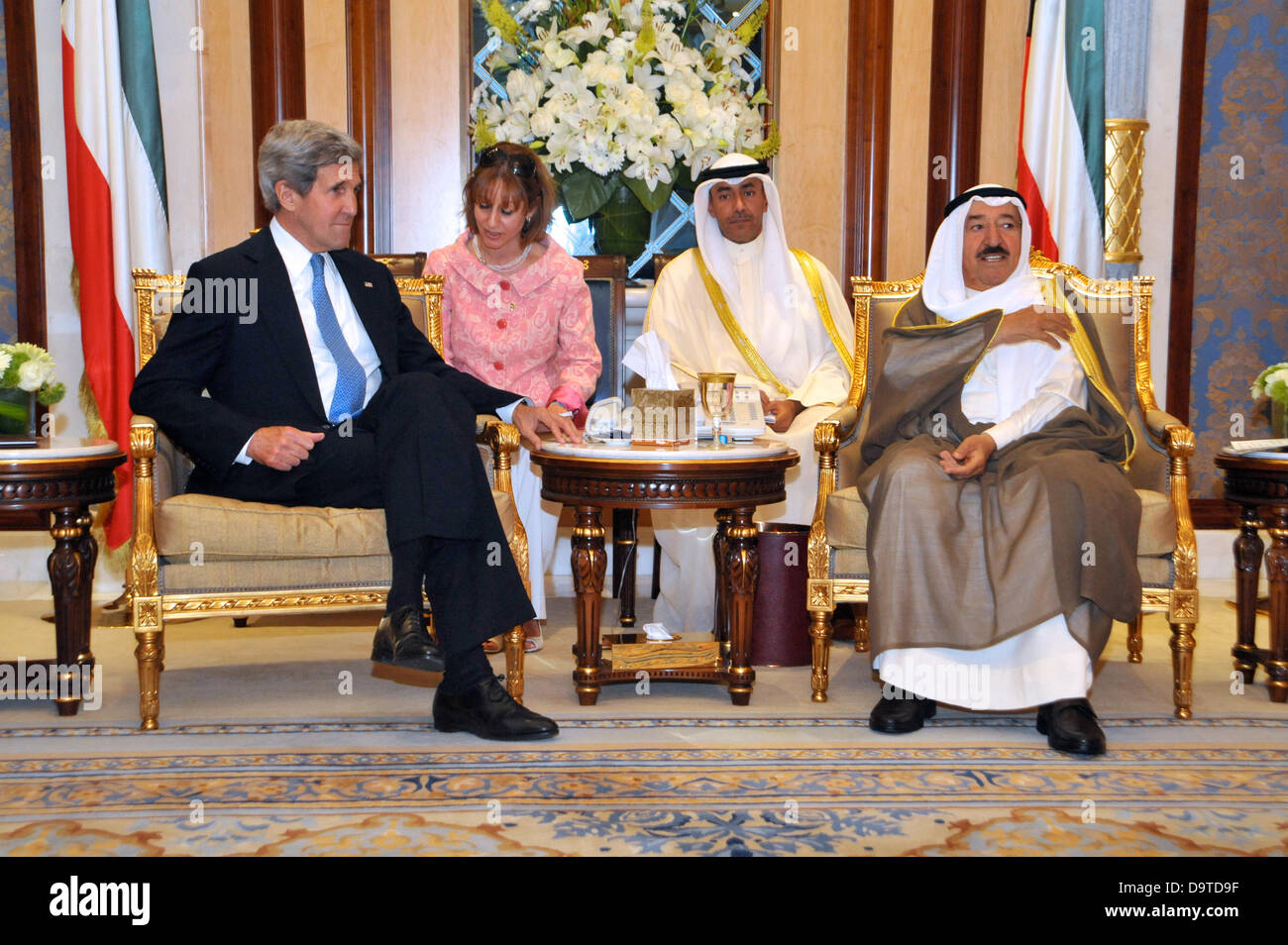 Ruler of kuwait hi-res stock photography and images - Alamy