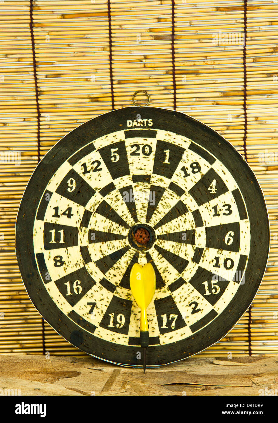 Old darts hi-res stock photography and images - Alamy