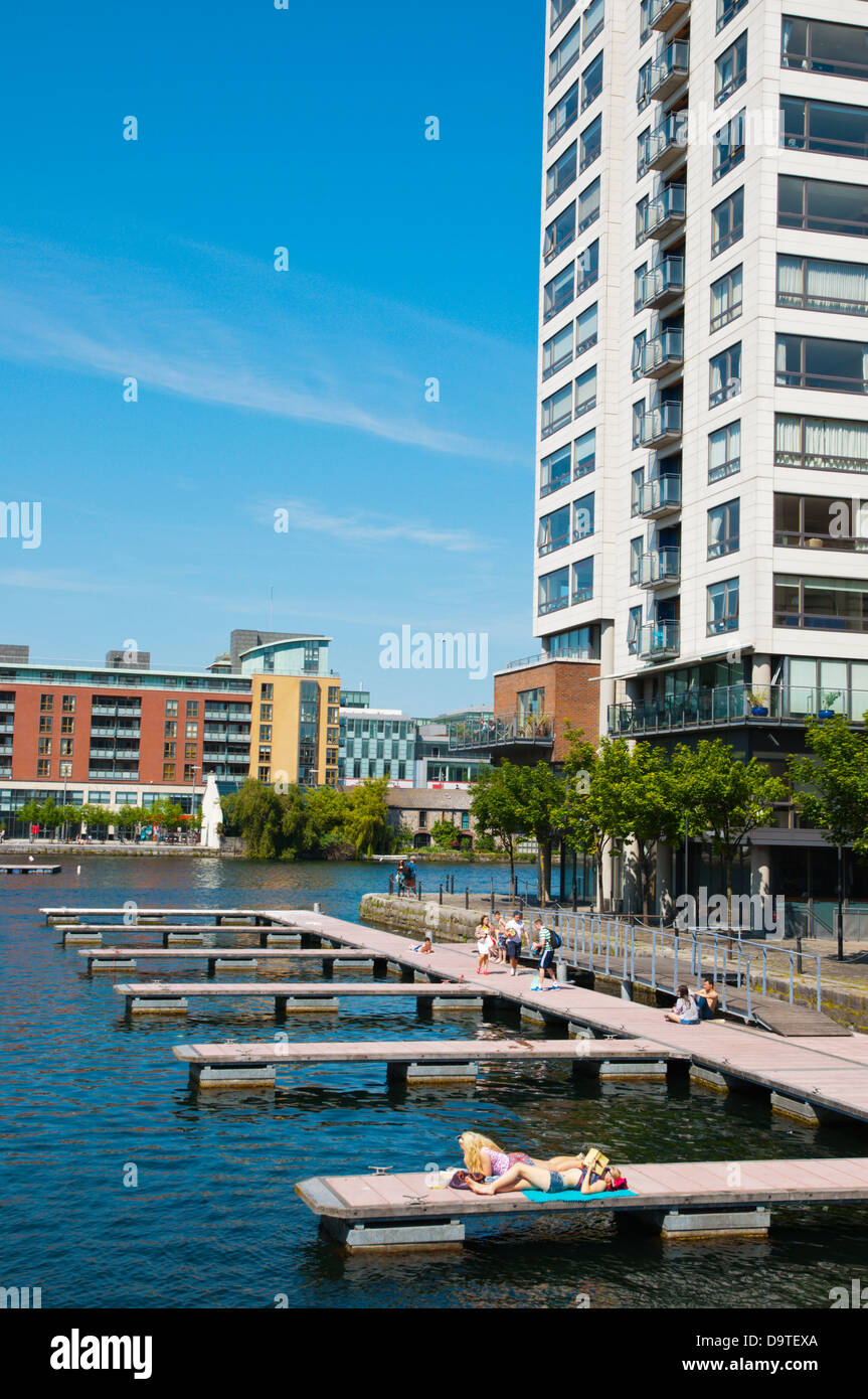 Grand canal docks dublin people hi-res stock photography and images - Alamy