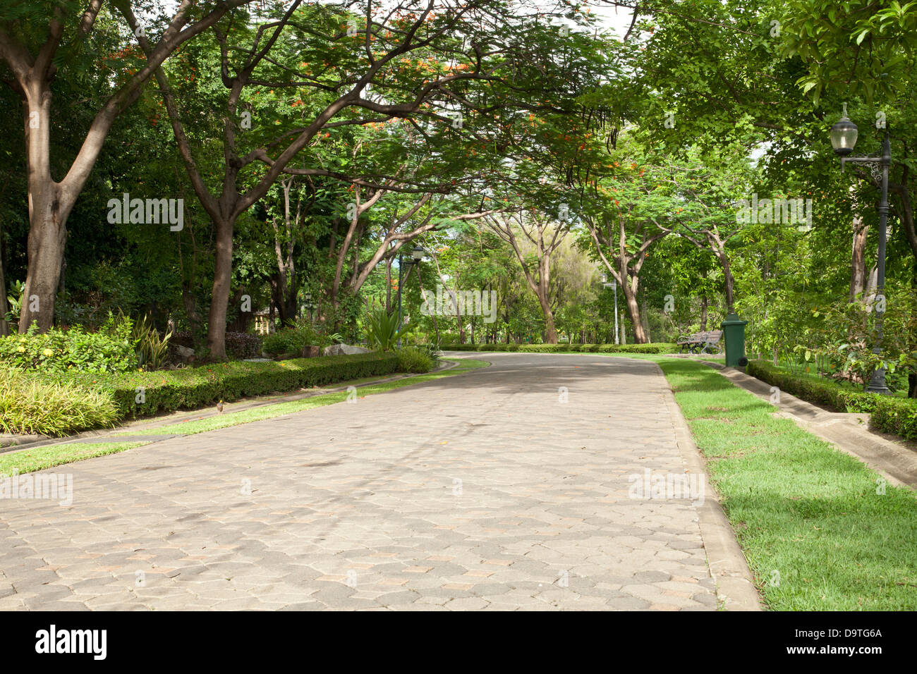 Path through the landscaped park Stock Photo - Alamy