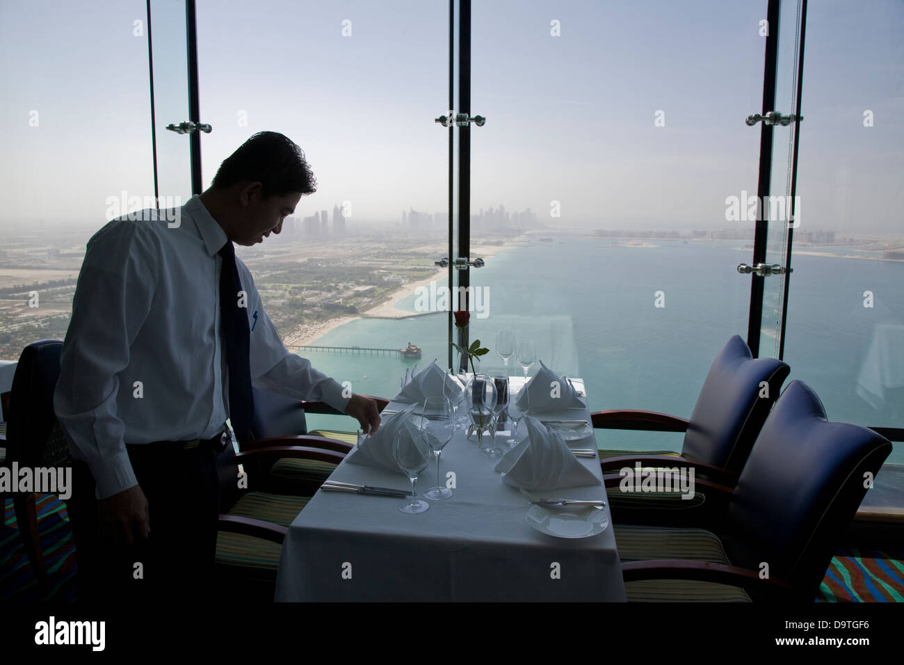 Dubai waiter hi-res stock photography and images - Alamy