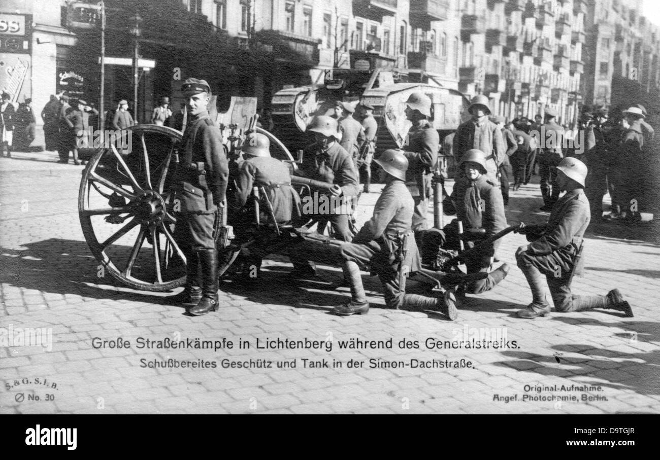German Revolution 1918/1919: A gun and a tank are pictured in Simon ...