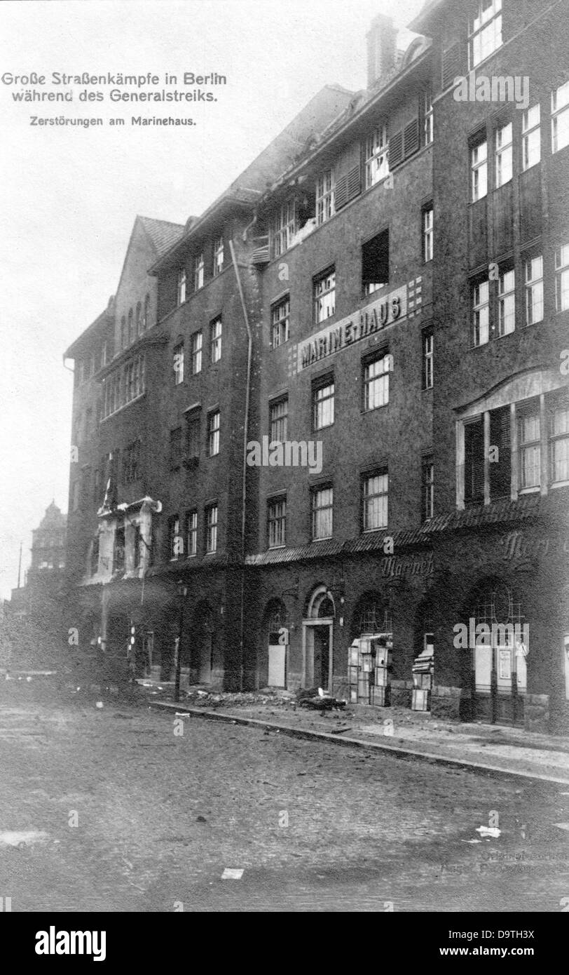 November revolution 1918 germany history Black and White Stock Photos ...