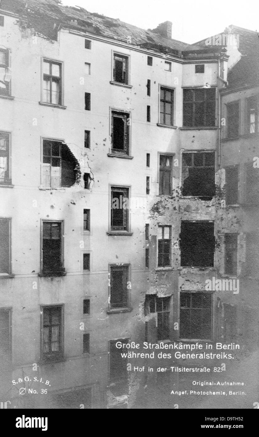 German Revolution 1918/1919: A partially destroyed house in Tilsiter ...
