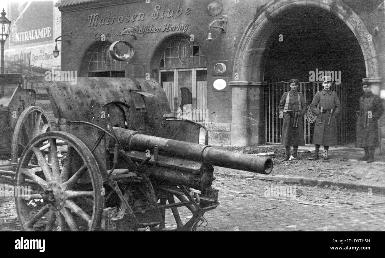 Destruction during the german revolution hi-res stock photography and ...