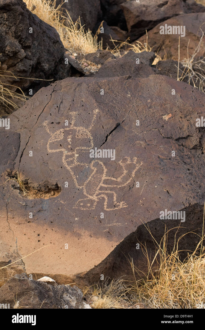 Native American petroglyph on basalt, Petroglyph State Park, New Mexico ...