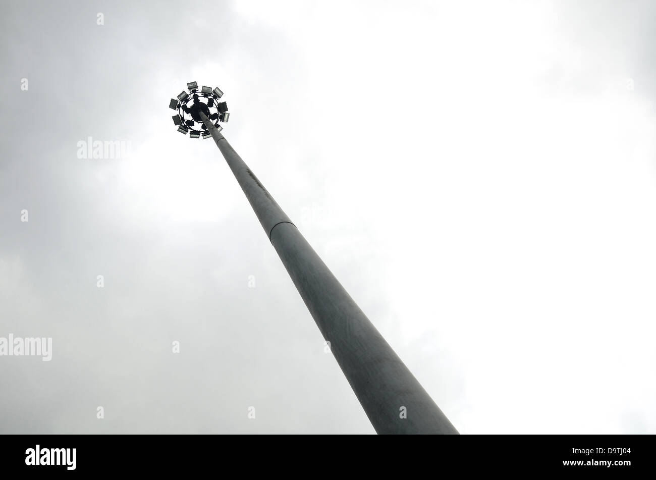 Tall street light hi-res stock photography and images - Alamy