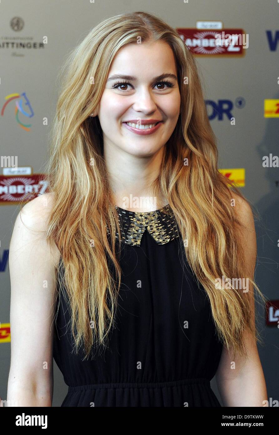 Aachen, Germany. 25th June, 2013. Singer Emmelie de Forest arrives for ...