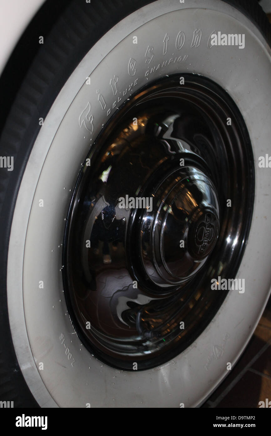 Old school car wheel Stock Photo - Alamy