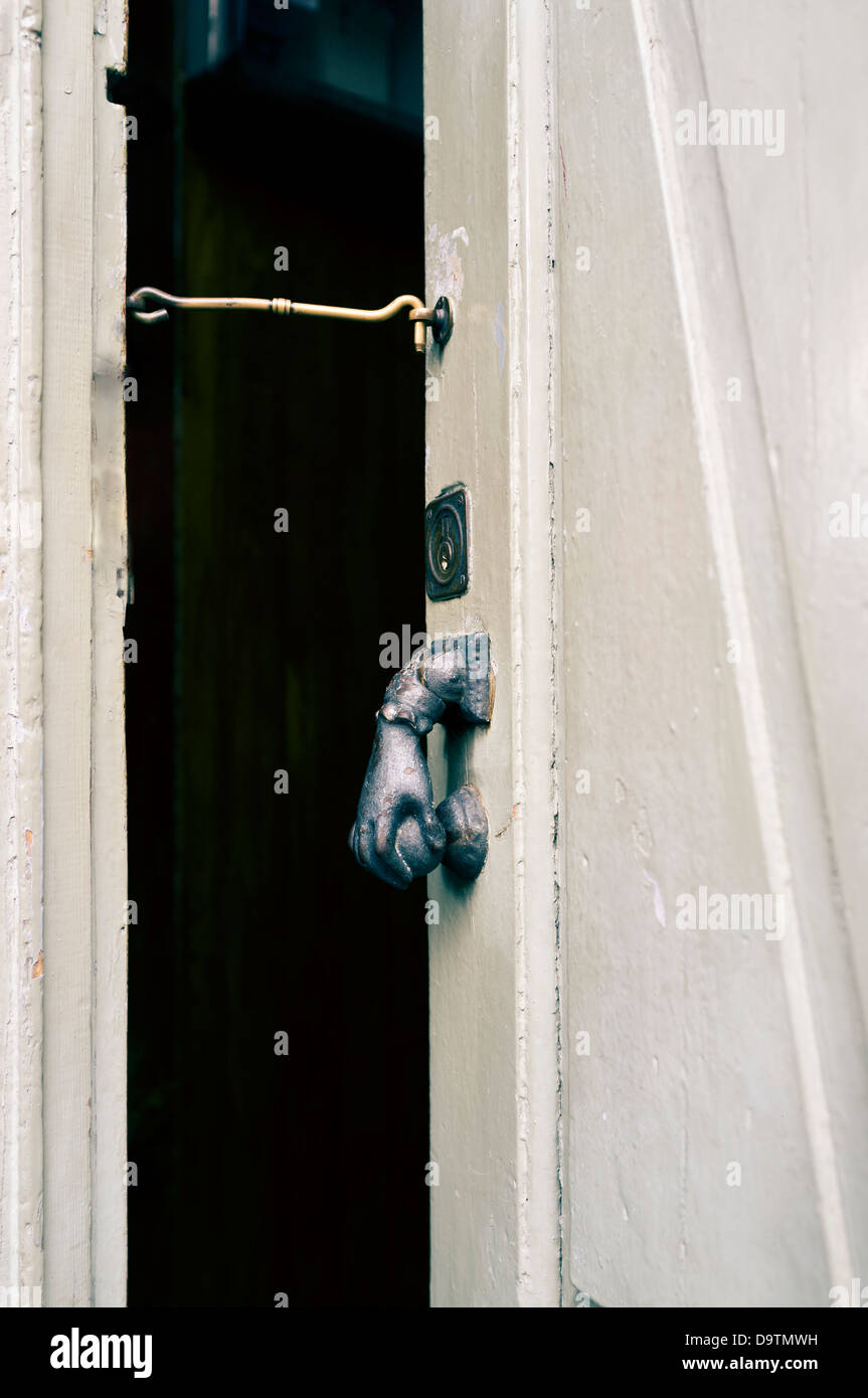Door latch hi-res stock photography and images - Alamy