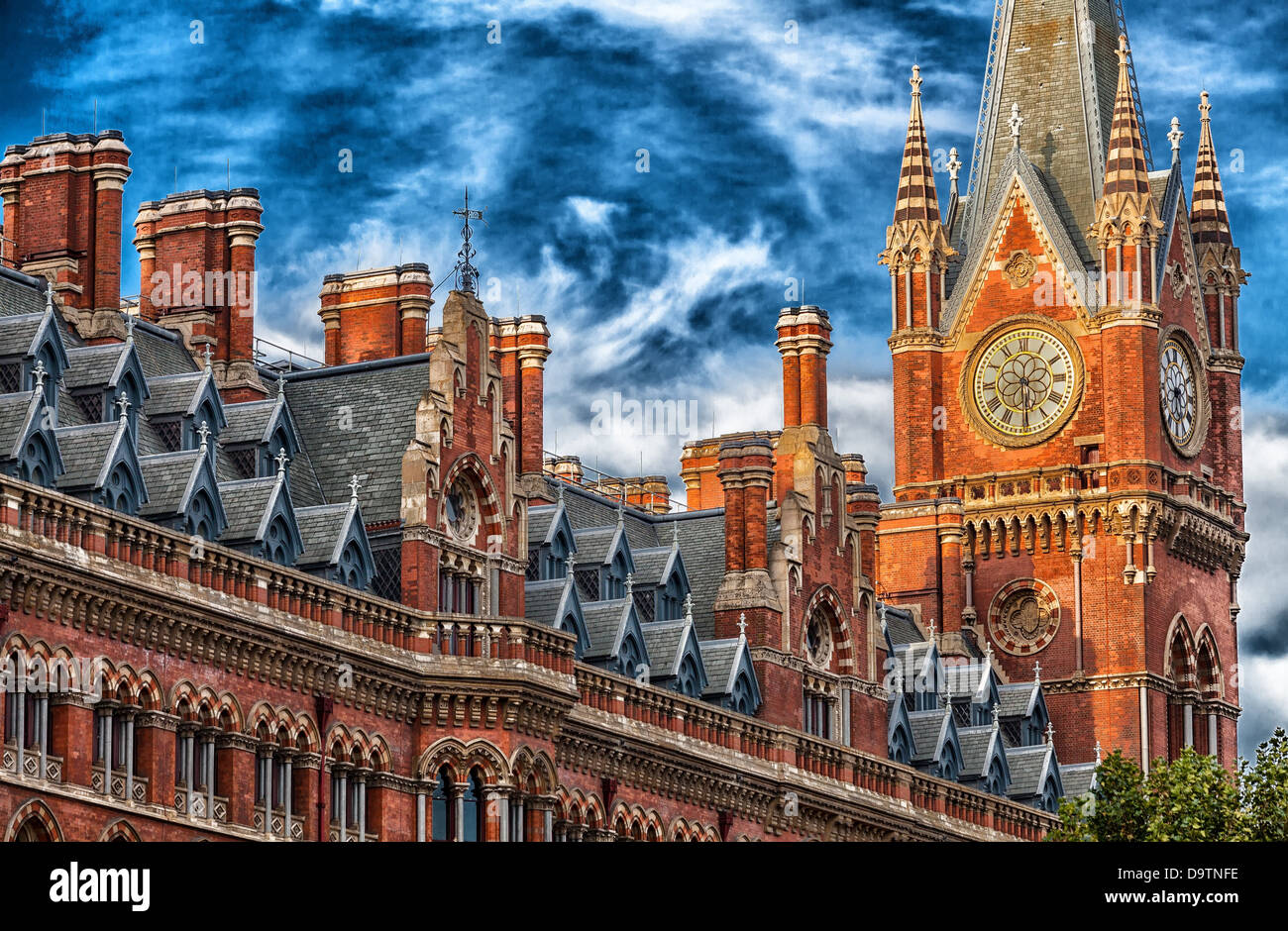 Big Ben, the iconic clock tower located in London, England, is one of ...