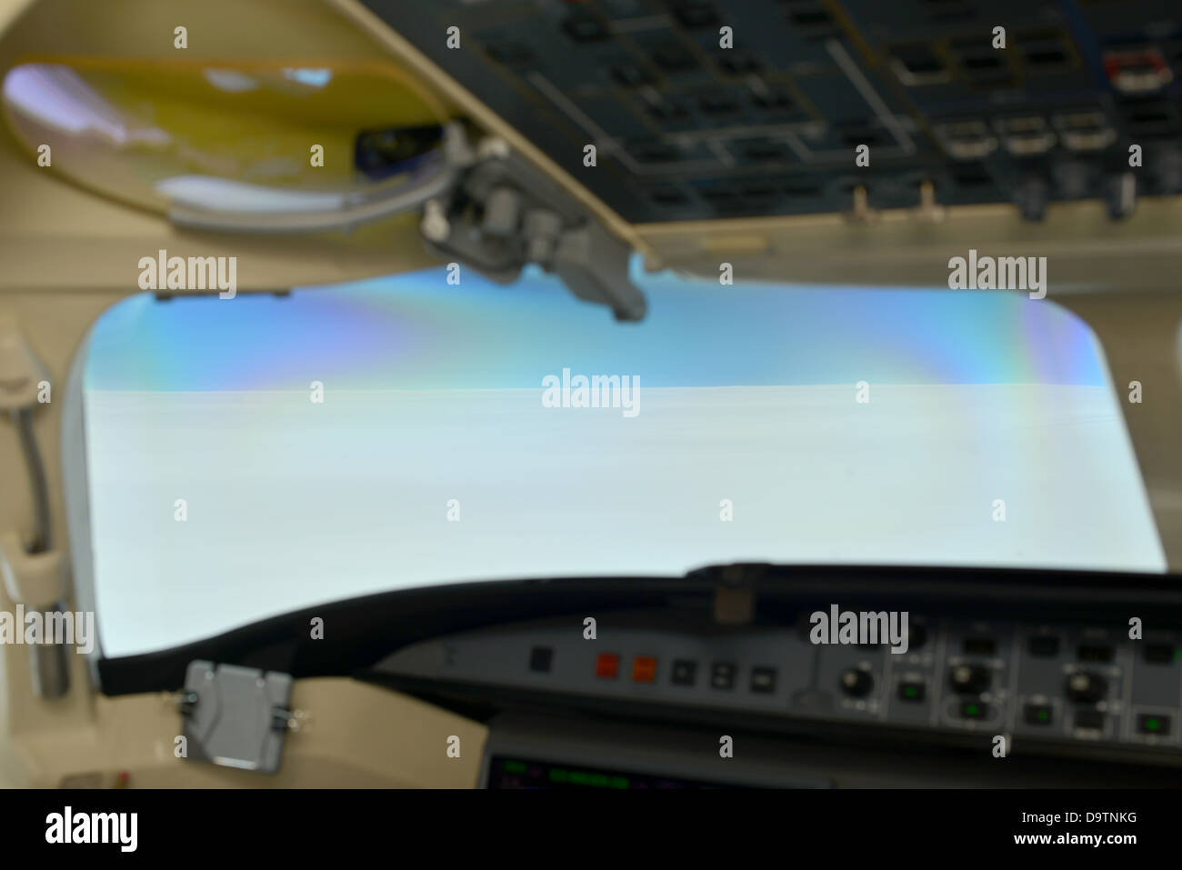 Airplane cockpit windscreen hi-res stock photography and images - Alamy