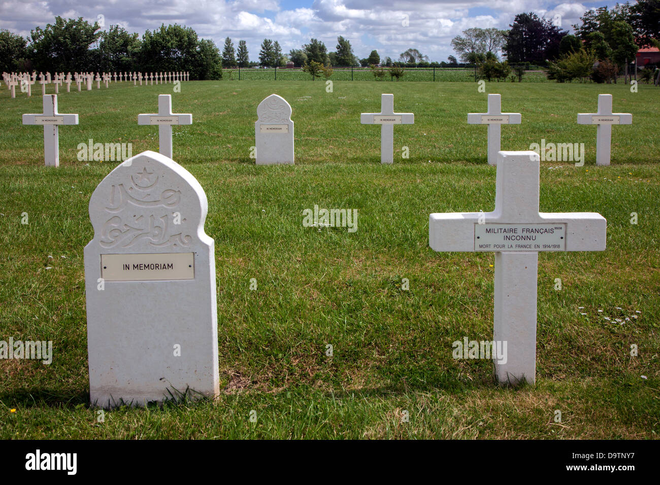 WWI graves at Saint-Charles de Potyze Cemetery for French First World ...