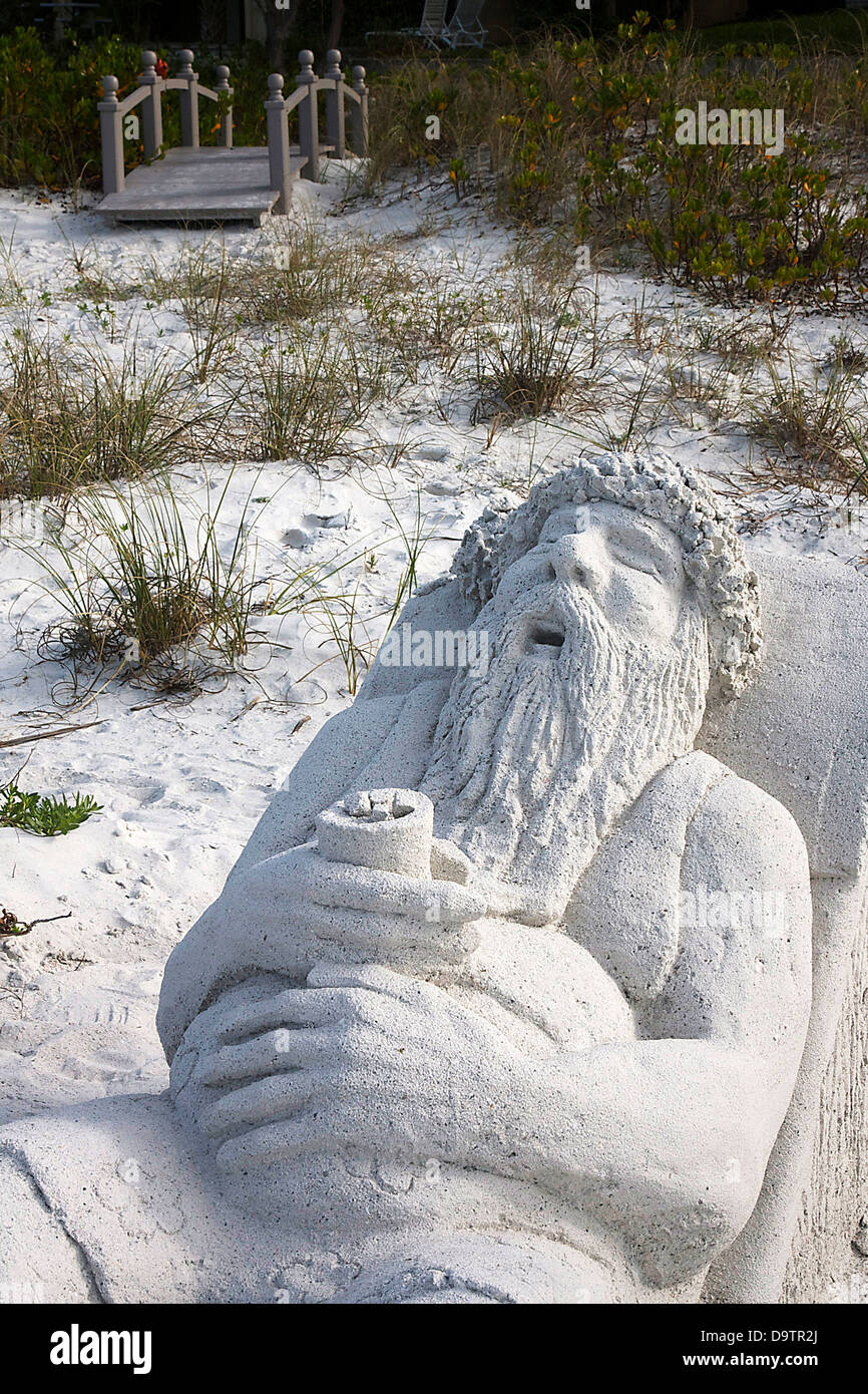 Funny sand sculpture hi-res stock photography and images - Alamy