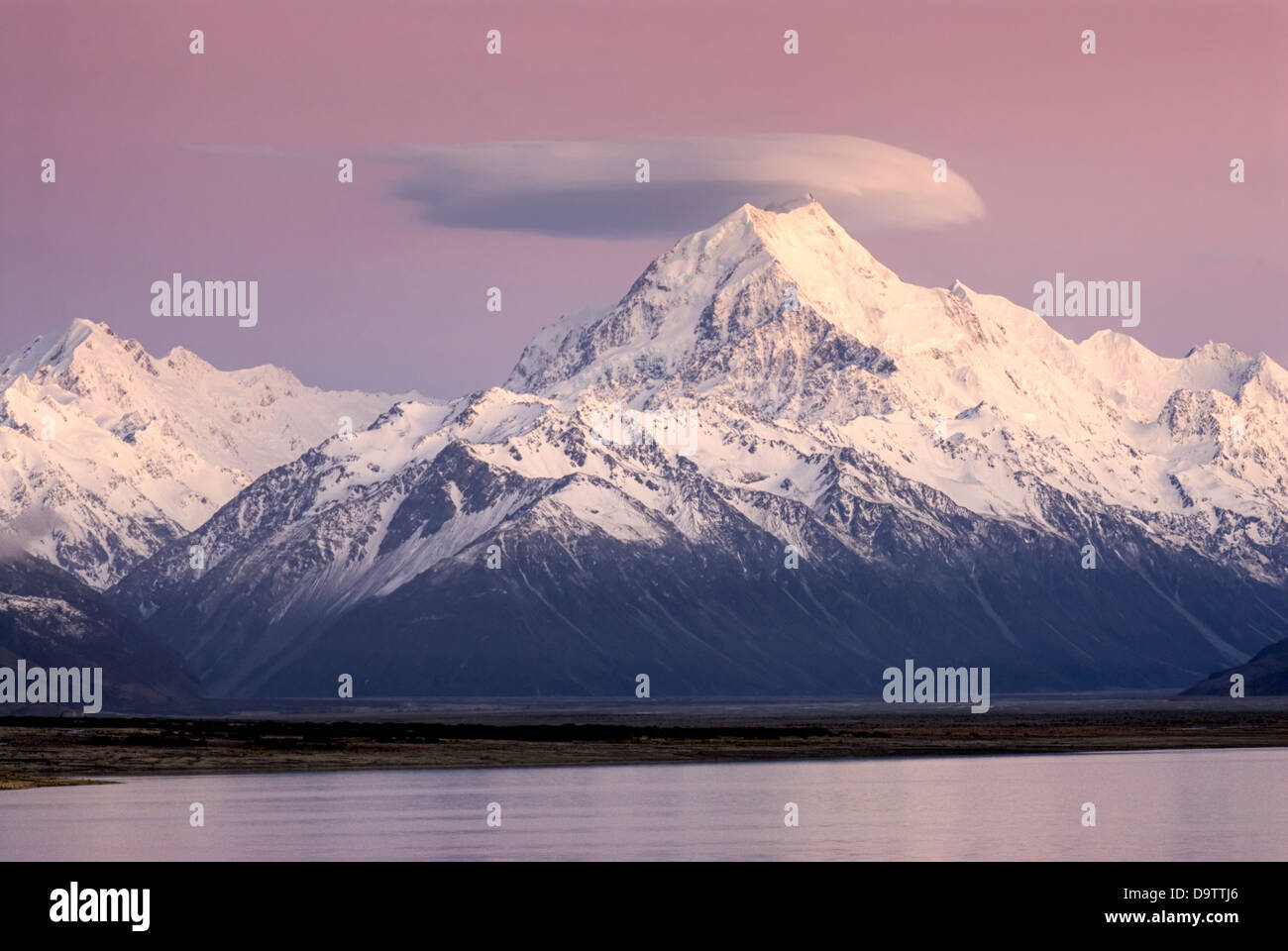 Sunset on mount cook hi-res stock photography and images - Alamy