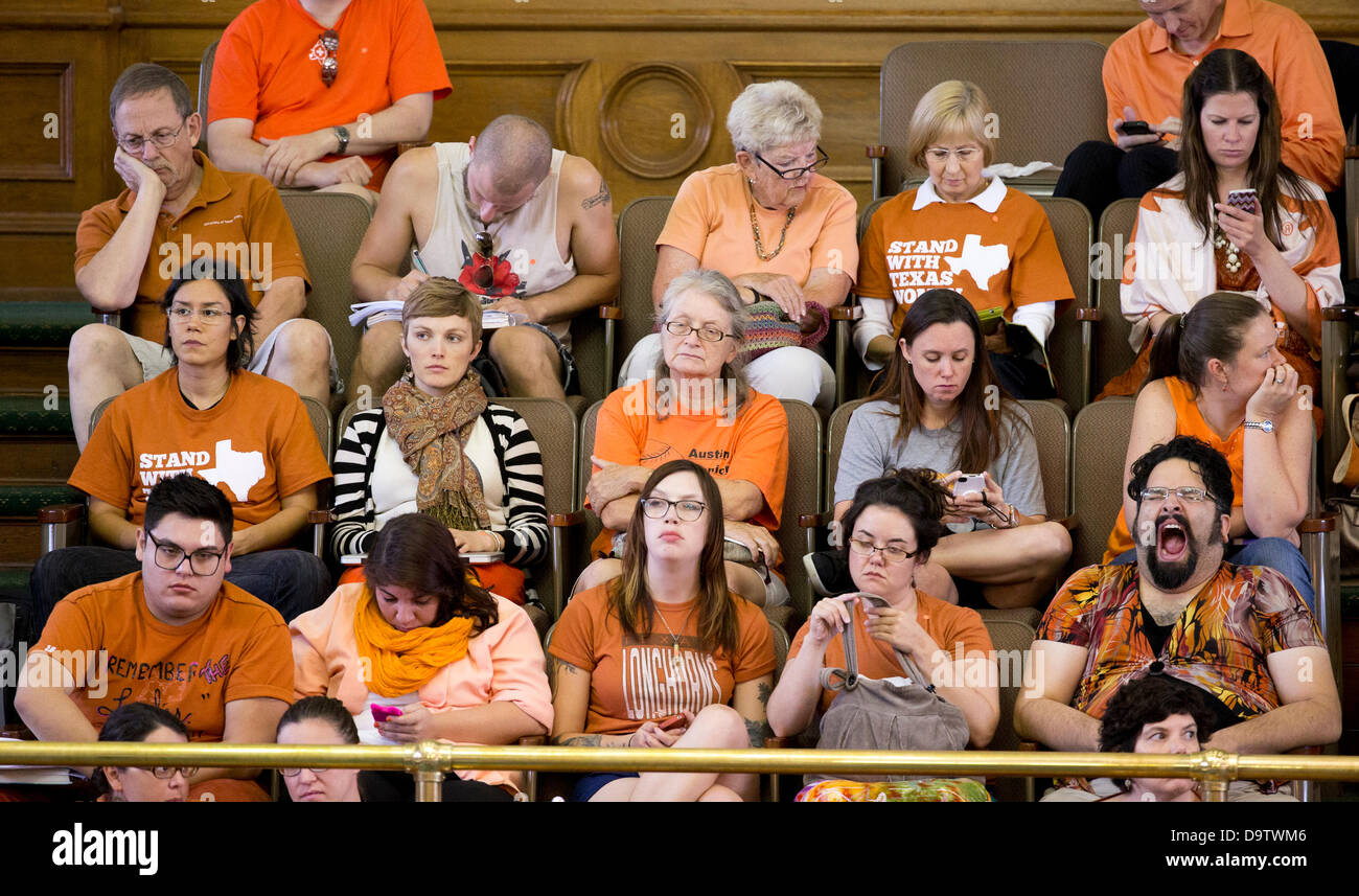 Boring crowd hi-res stock photography and images - Alamy