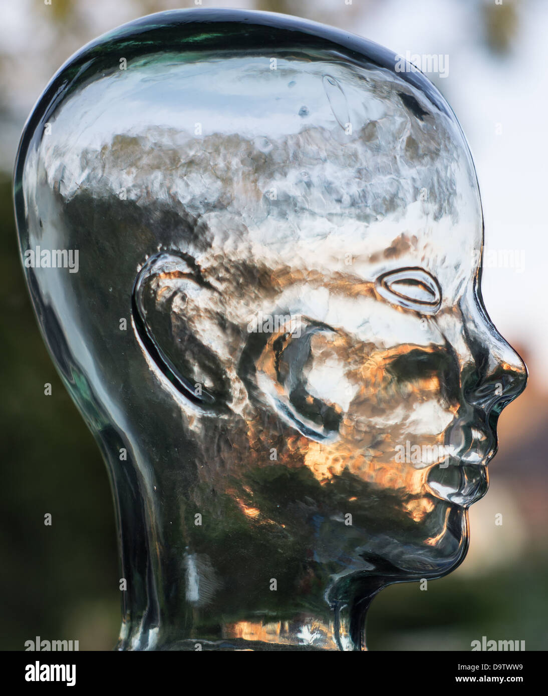 Glass head hi-res stock photography and images - Alamy