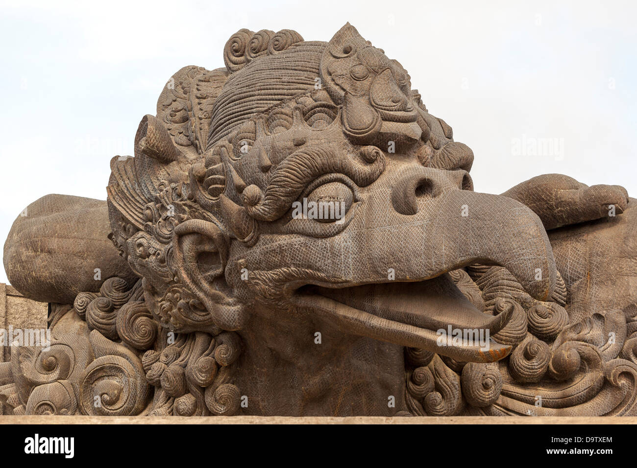 High statue garuda wisnu kencana hi-res stock photography and images - Alamy