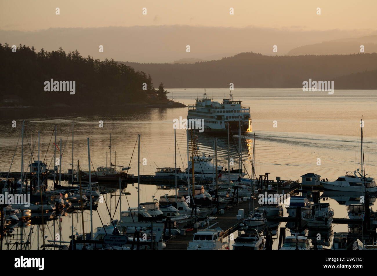 Washington State Ferry leaving Friday Harbor on San Juan Island ...