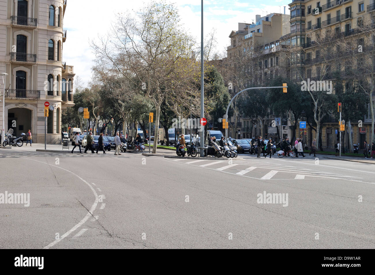 Busy main road through city centre. Avenue Diagonal at Place Rei Joan ...