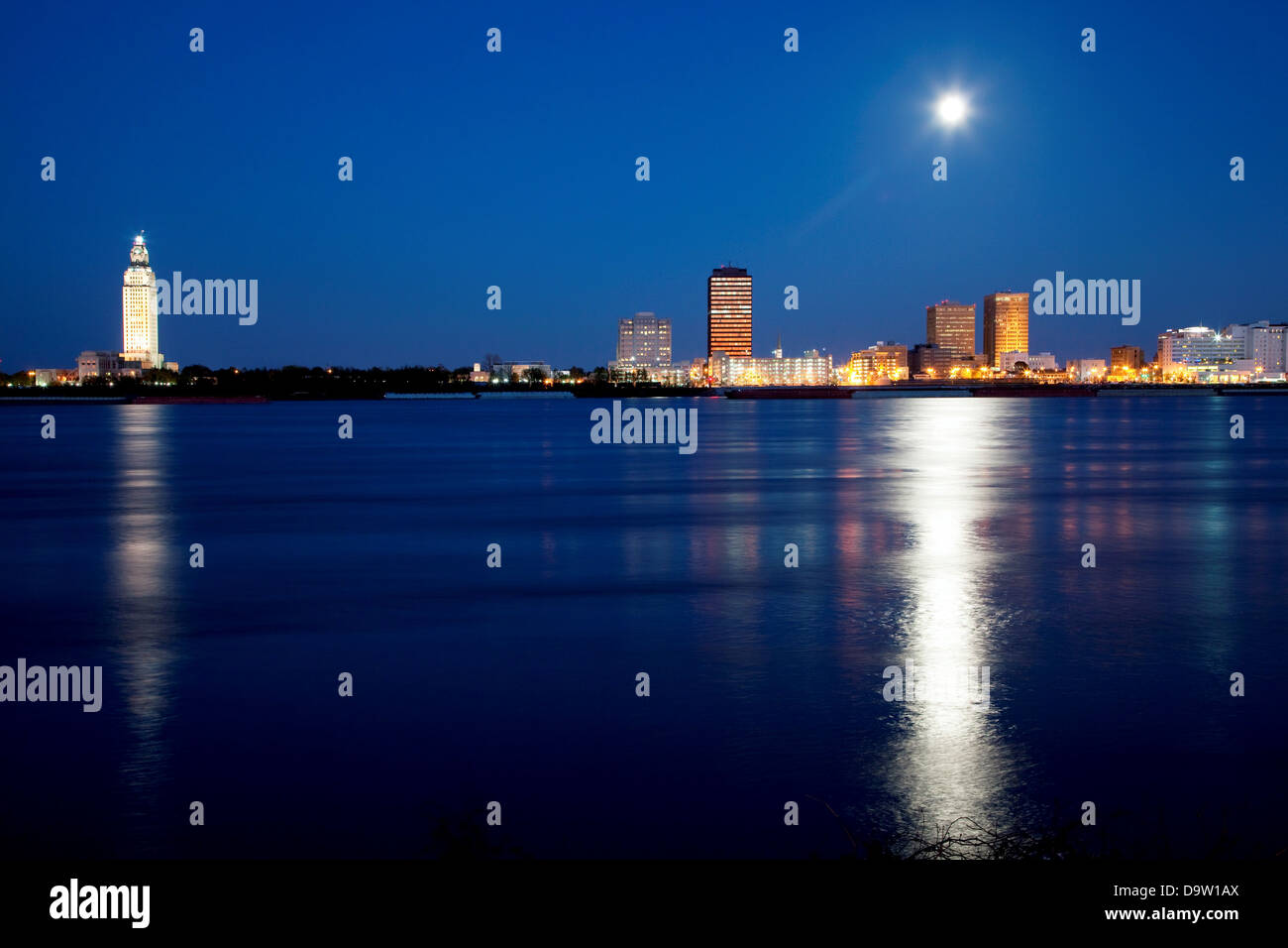 Baton Rouge, Louisiana Skyline from the Mississippi River at dusk Stock ...