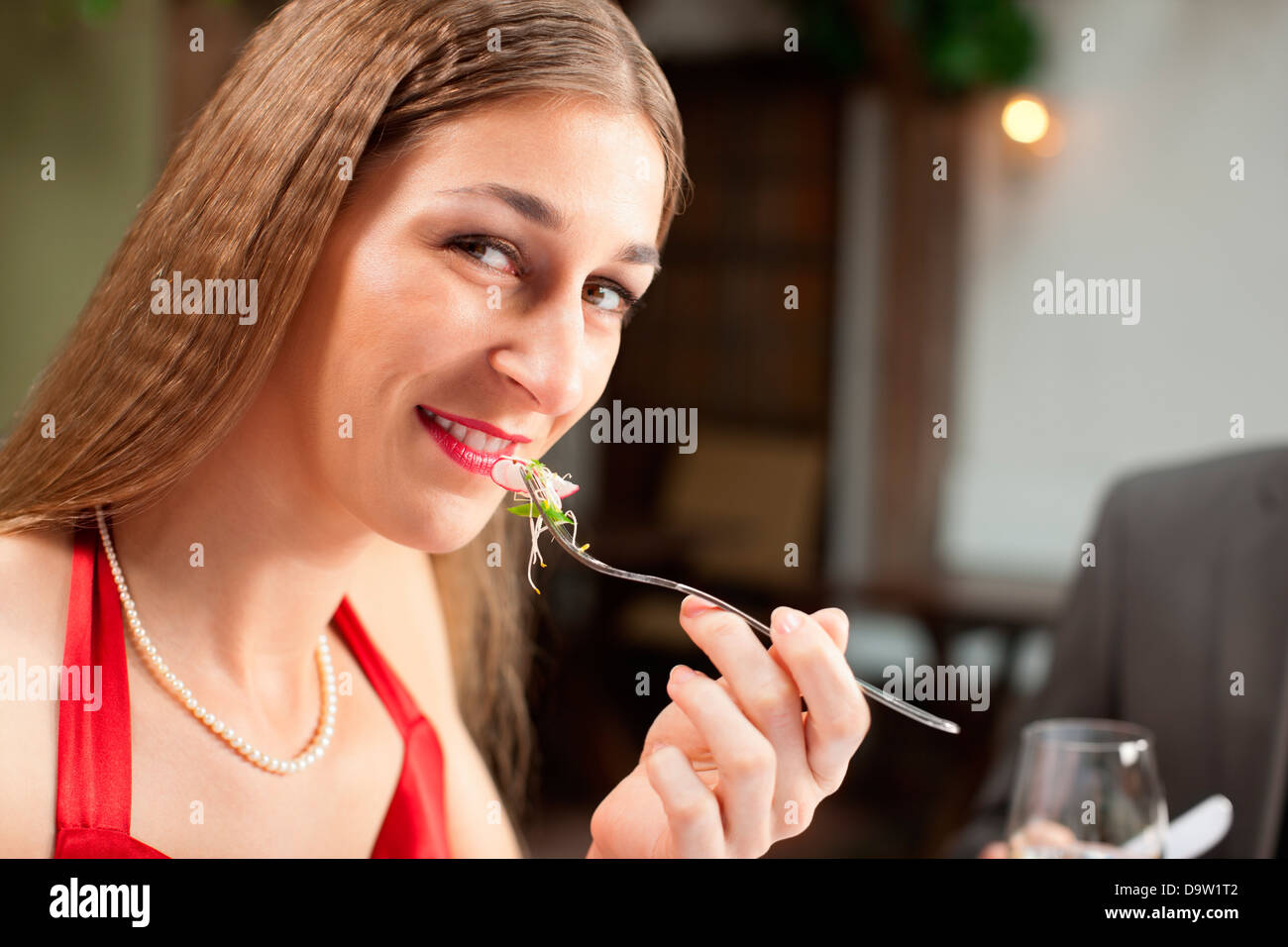 Dinner with a beautiful woman hi-res stock photography and images - Alamy