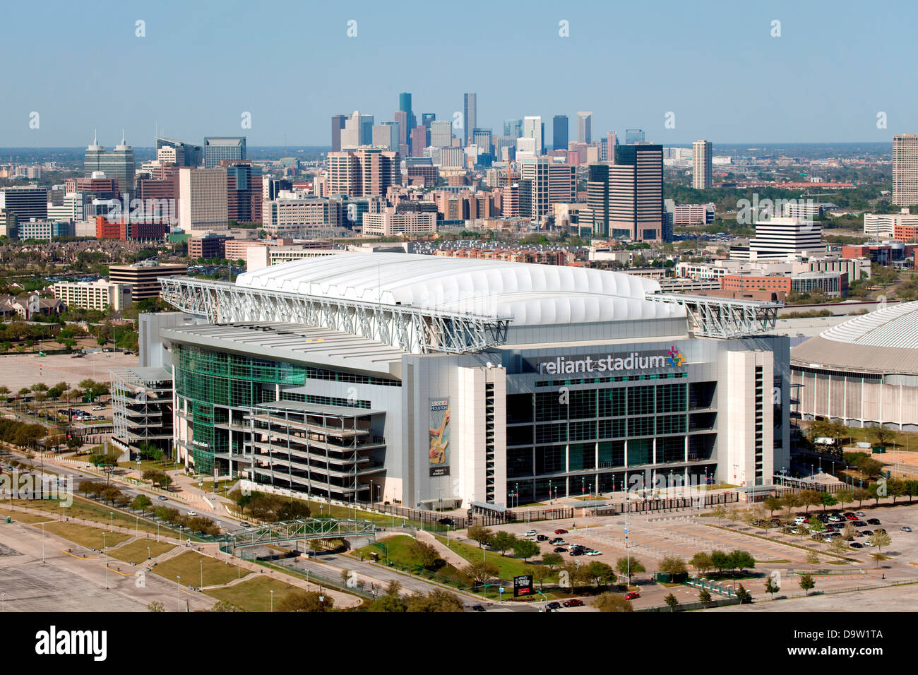 Aerial of Reliant Stadium and Houston Skyline Stock Photo - Alamy