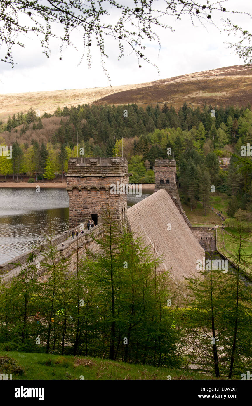 Dam towers hi-res stock photography and images - Alamy