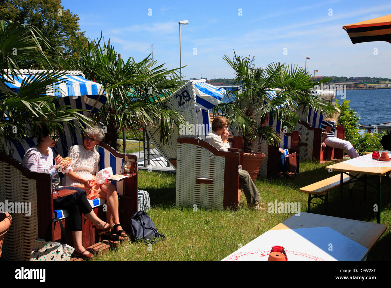 Kiel week hi-res stock photography and images - Alamy