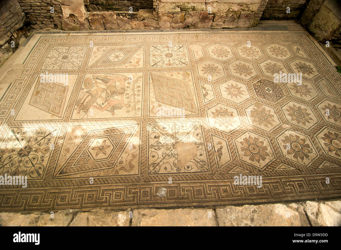ancient roman mosaics Stock Photo - Alamy