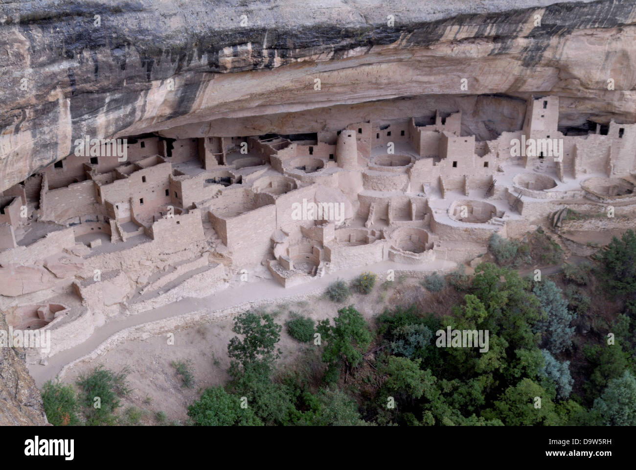 Famous anasazi cave dwellings hi-res stock photography and images - Alamy