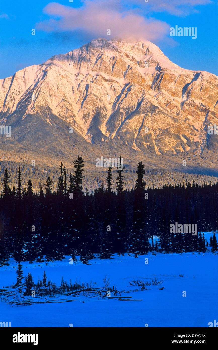 Canada, Alberta, Jasper National Park, Winter landscape Stock Photo - Alamy