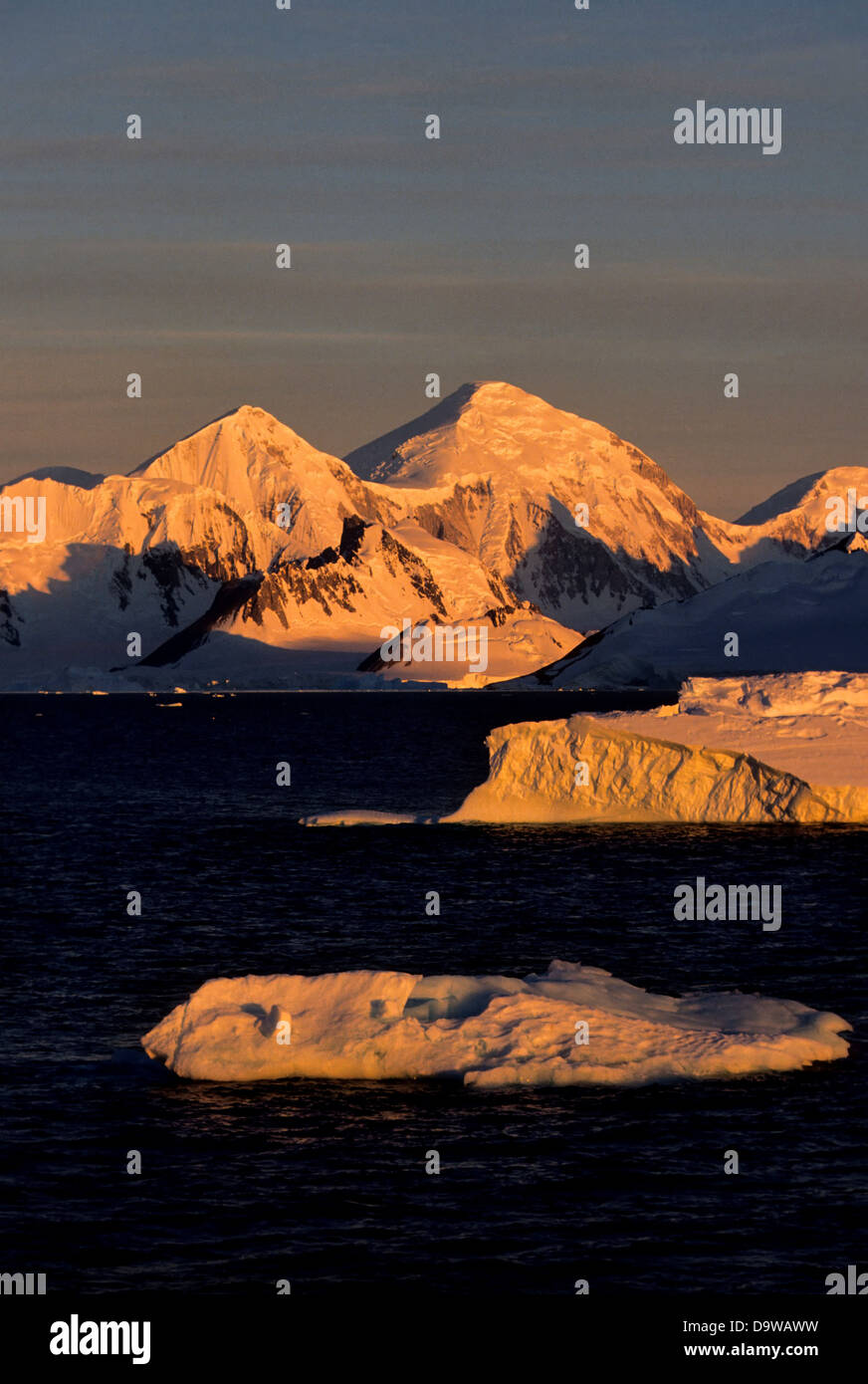 Antarctic Peninsula Area, Midnight Sunlight Stock Photo - Alamy