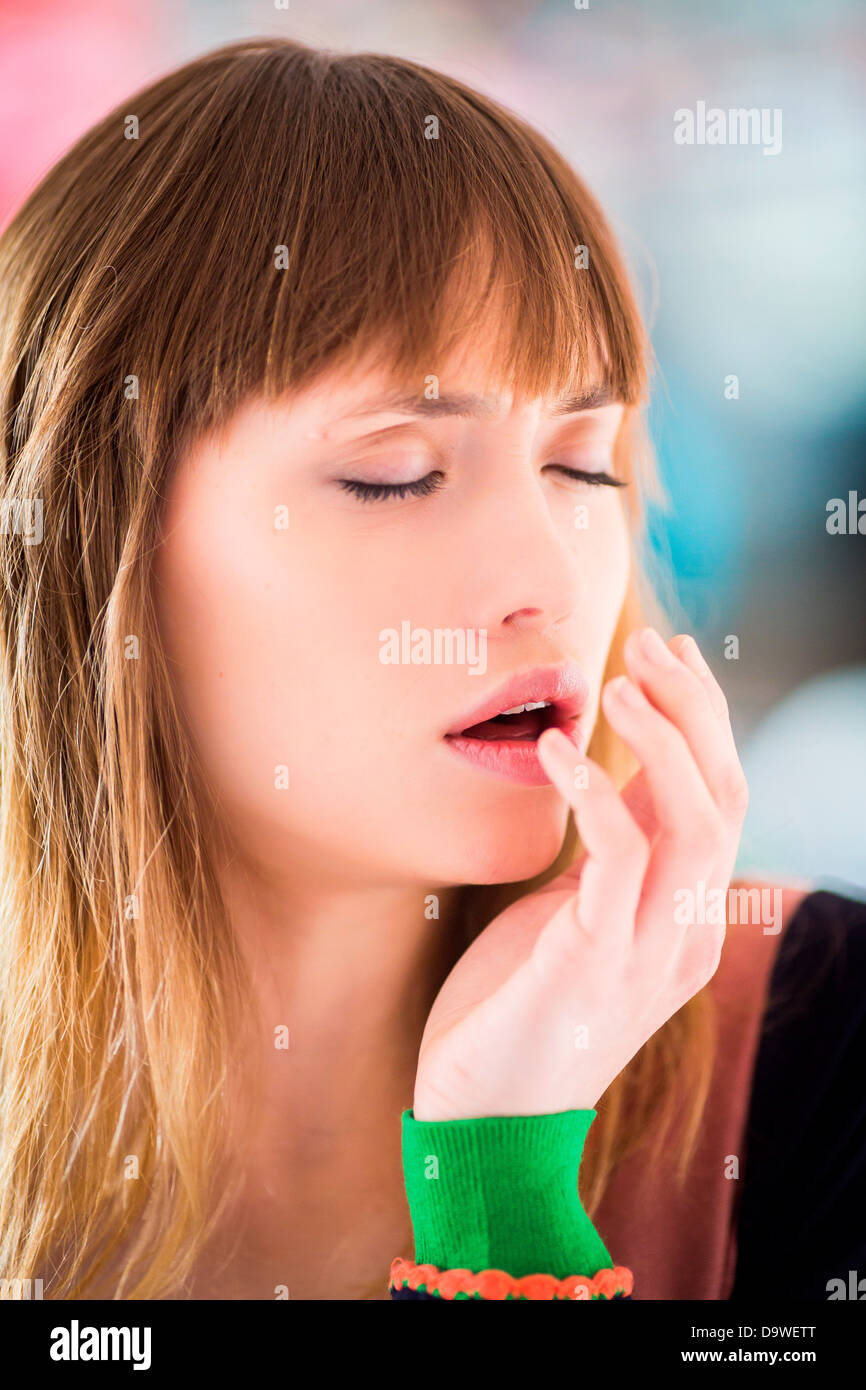 Sneez hi-res stock photography and images - Alamy