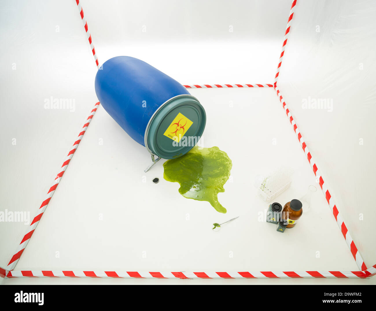 Chemistry lab accident hi-res stock photography and images - Alamy