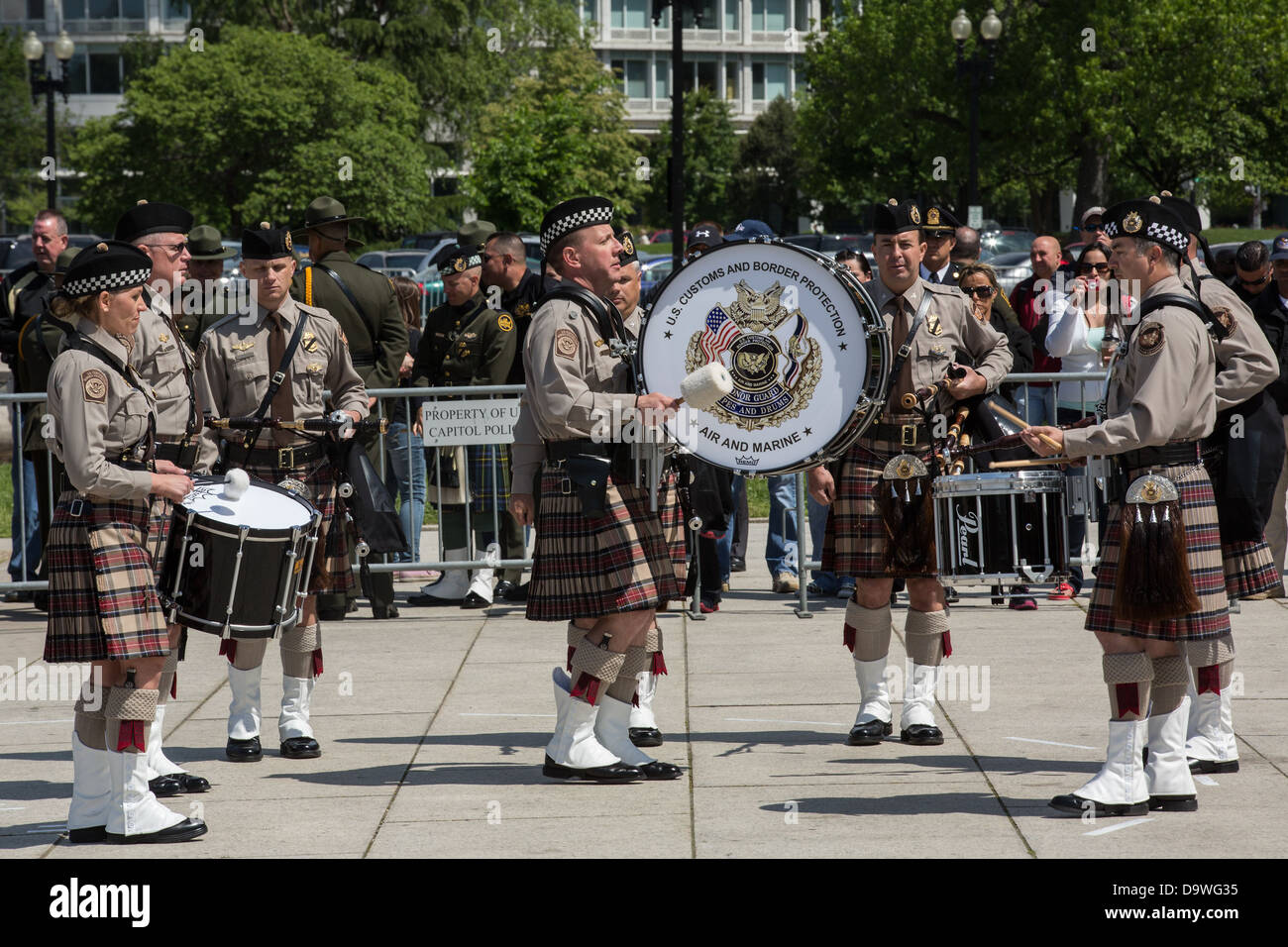 OAM Pipes & Drum 26 from U.S. Customs and Border Protection patrols the ...