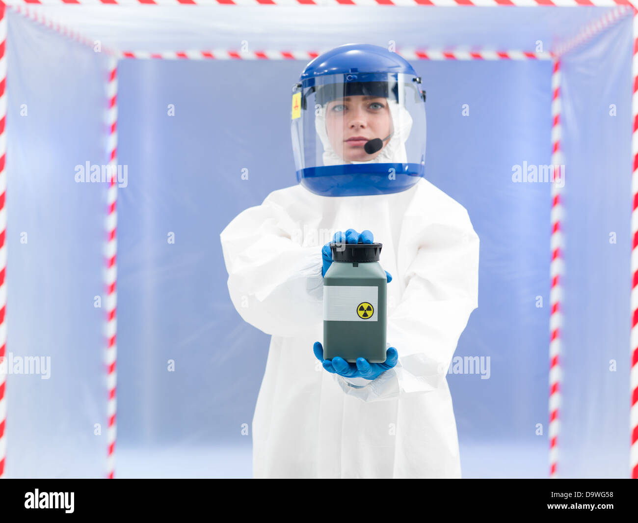 Radiation containment hi-res stock photography and images - Alamy