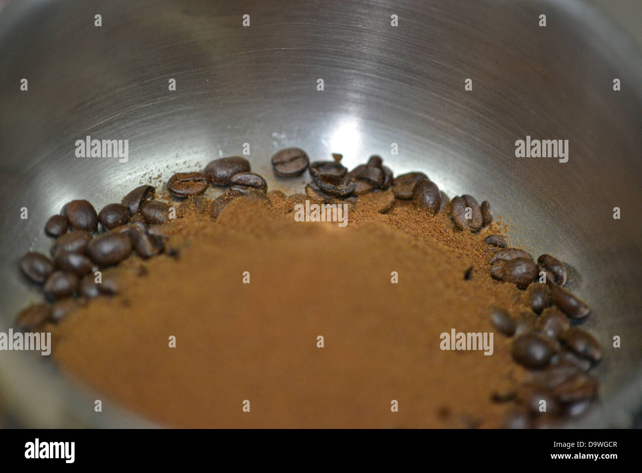 Costa Rica, Chocolate dust mixed with coffee beans, Sibu Organic ...