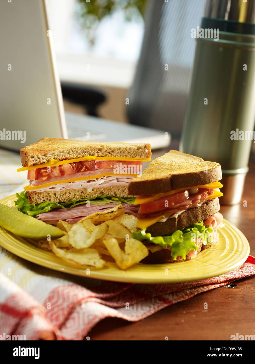 Lunch club hi-res stock photography and images - Alamy