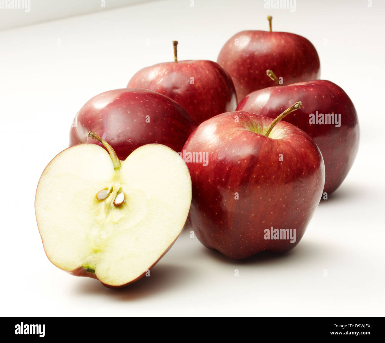 Apple red half fresh fruit hi-res stock photography and images - Alamy
