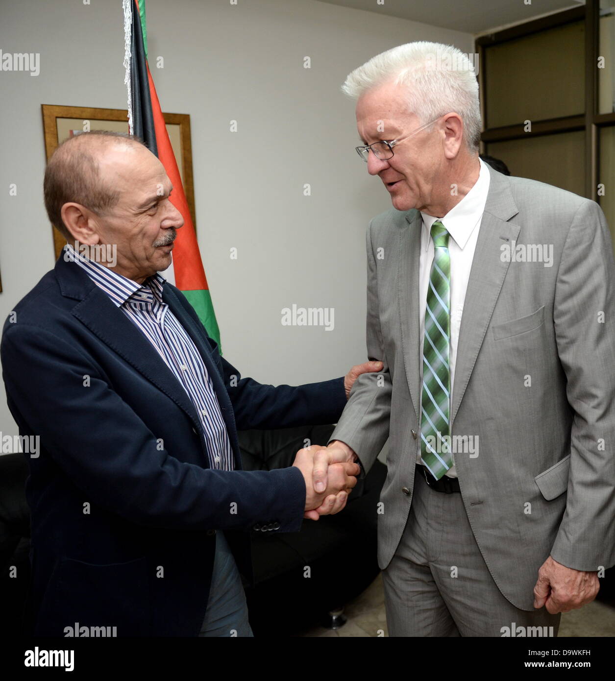 Yasser abed rabbo hi-res stock photography and images - Alamy