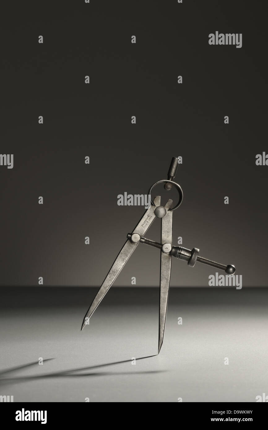 Dividers hi-res stock photography and images - Alamy