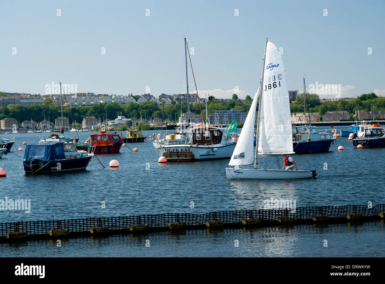 Yacht club hi-res stock photography and images - Alamy
