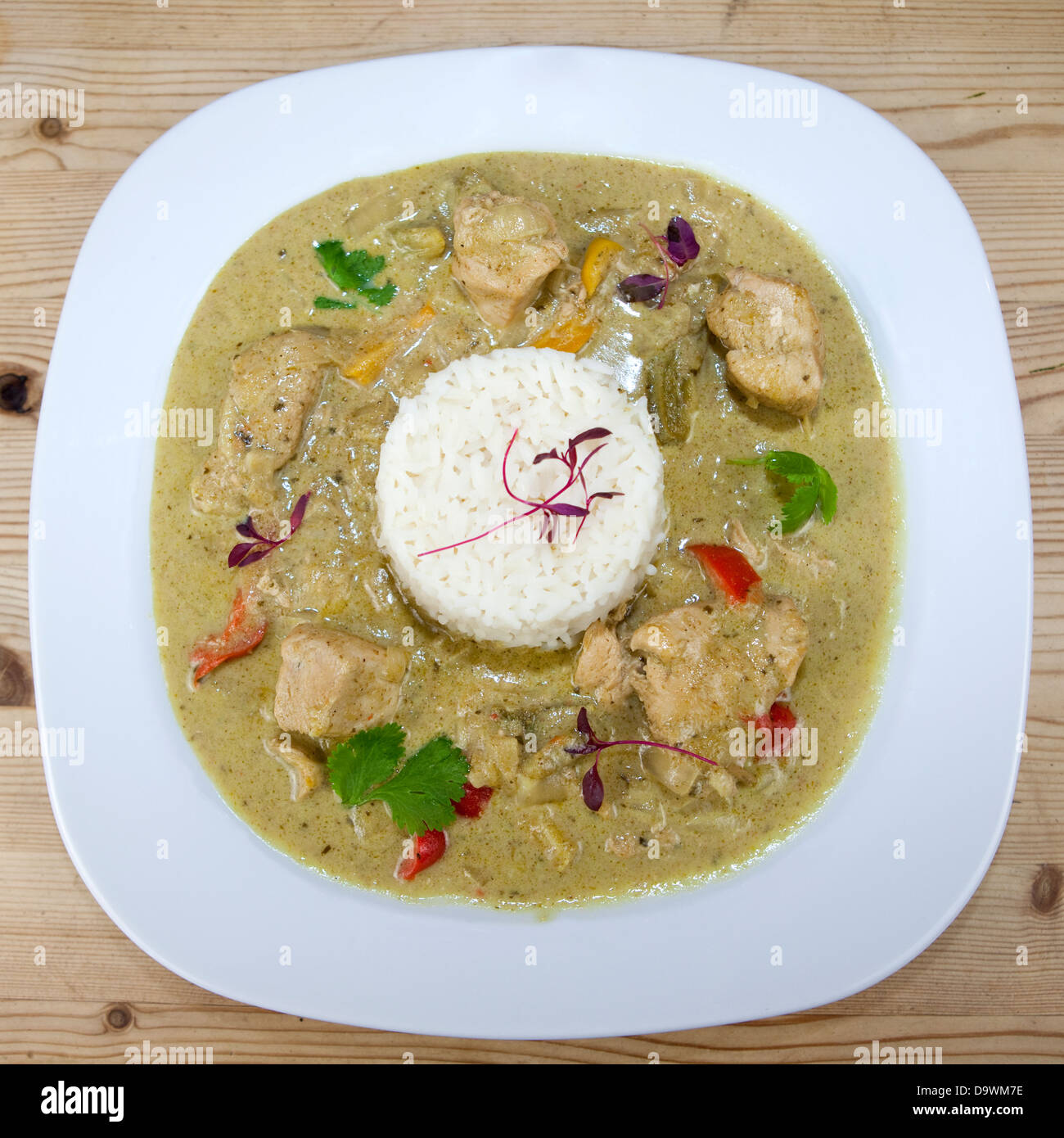 Fine dining chicken main hi-res stock photography and images - Alamy