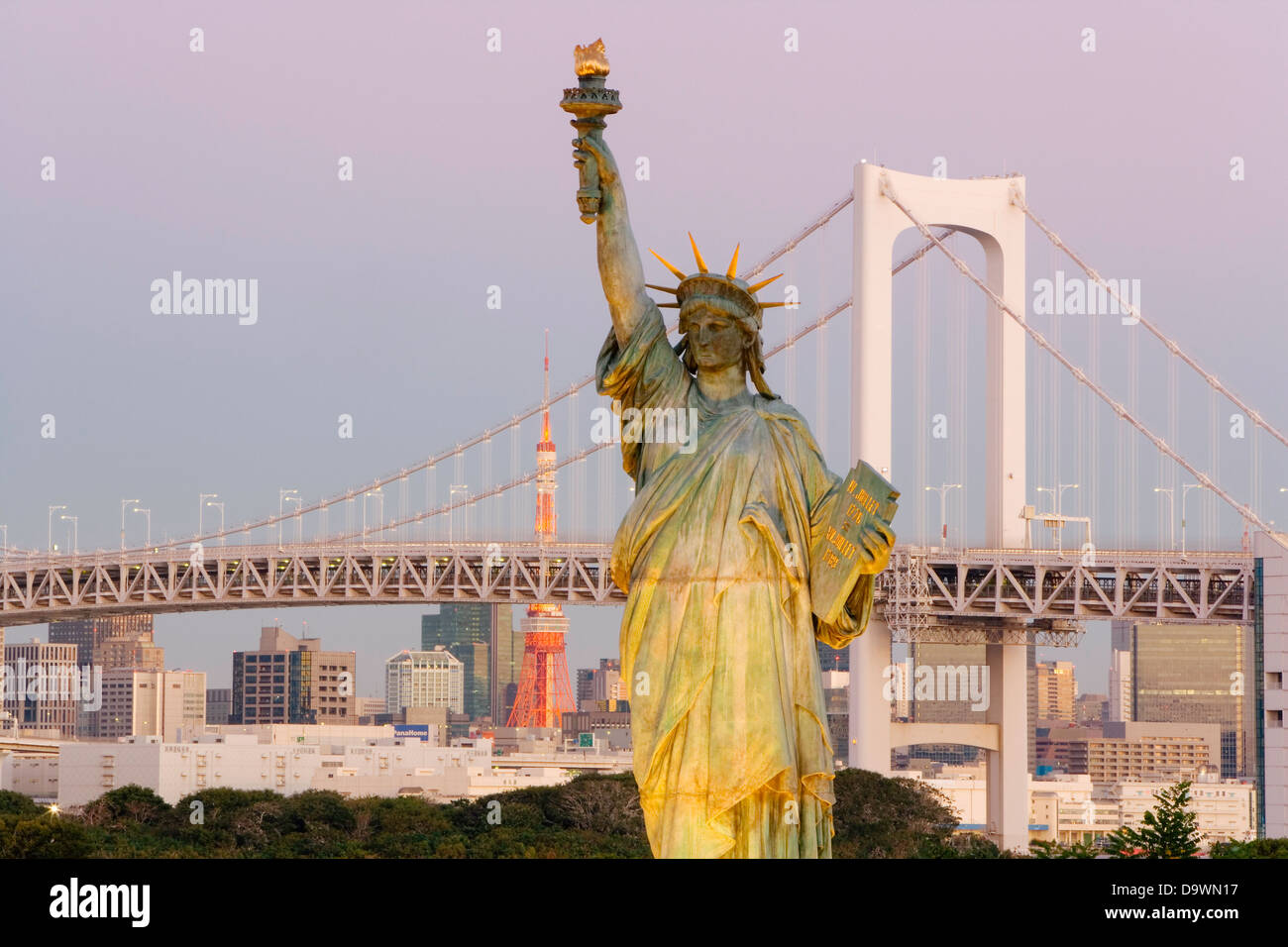 Japan, Tokyo, Tokyo Bay, Odaiba, Rainbow Bridge, Tokyo Tower, replica ...