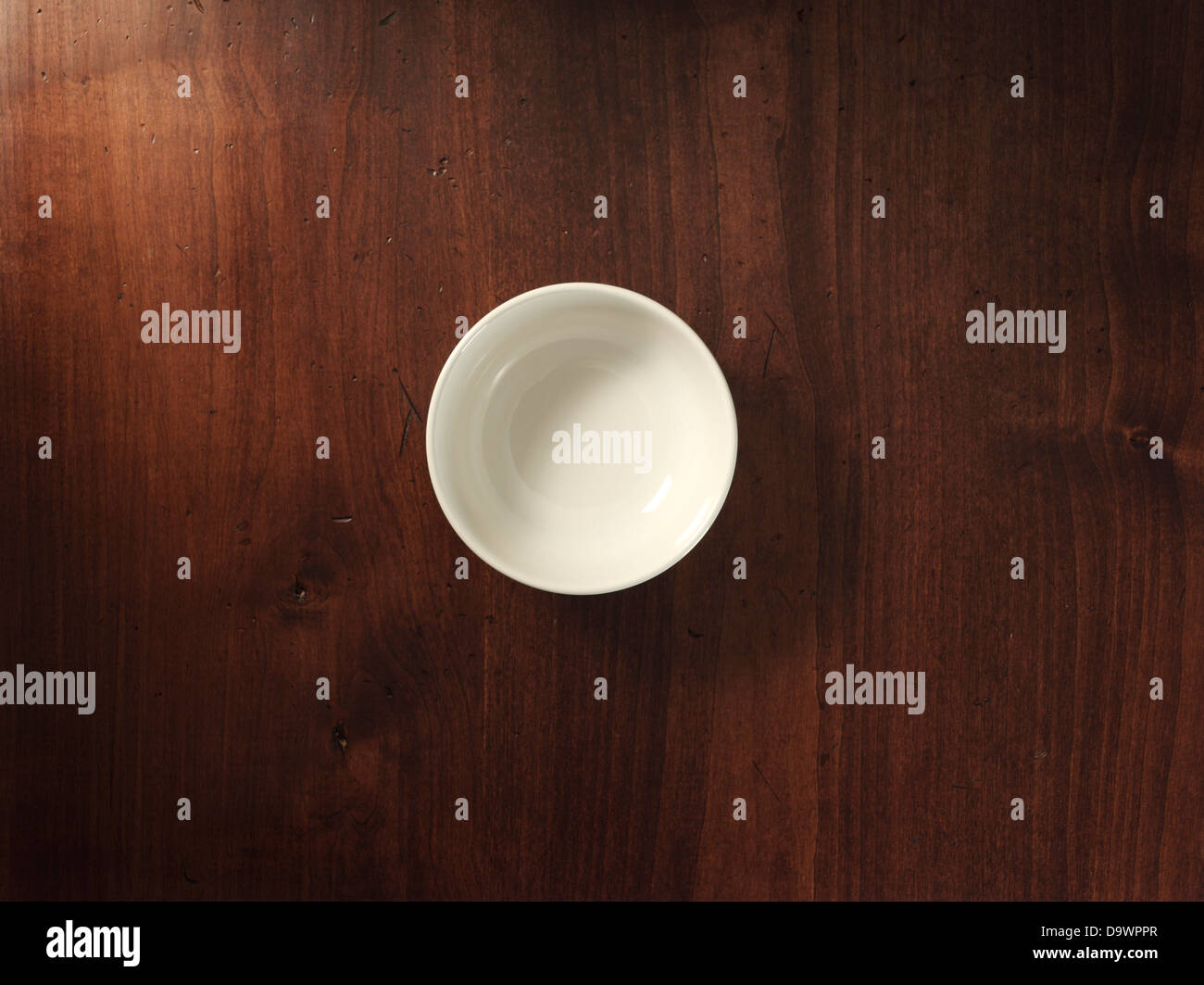 empty white bowl Stock Photo - Alamy