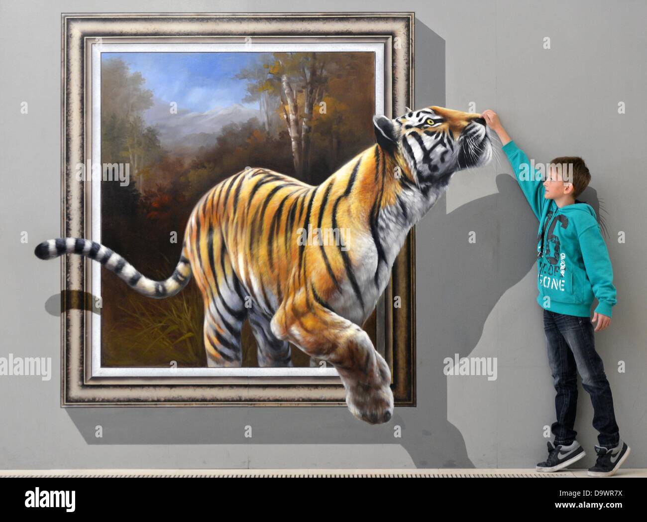 Tiger Optical Illusion
