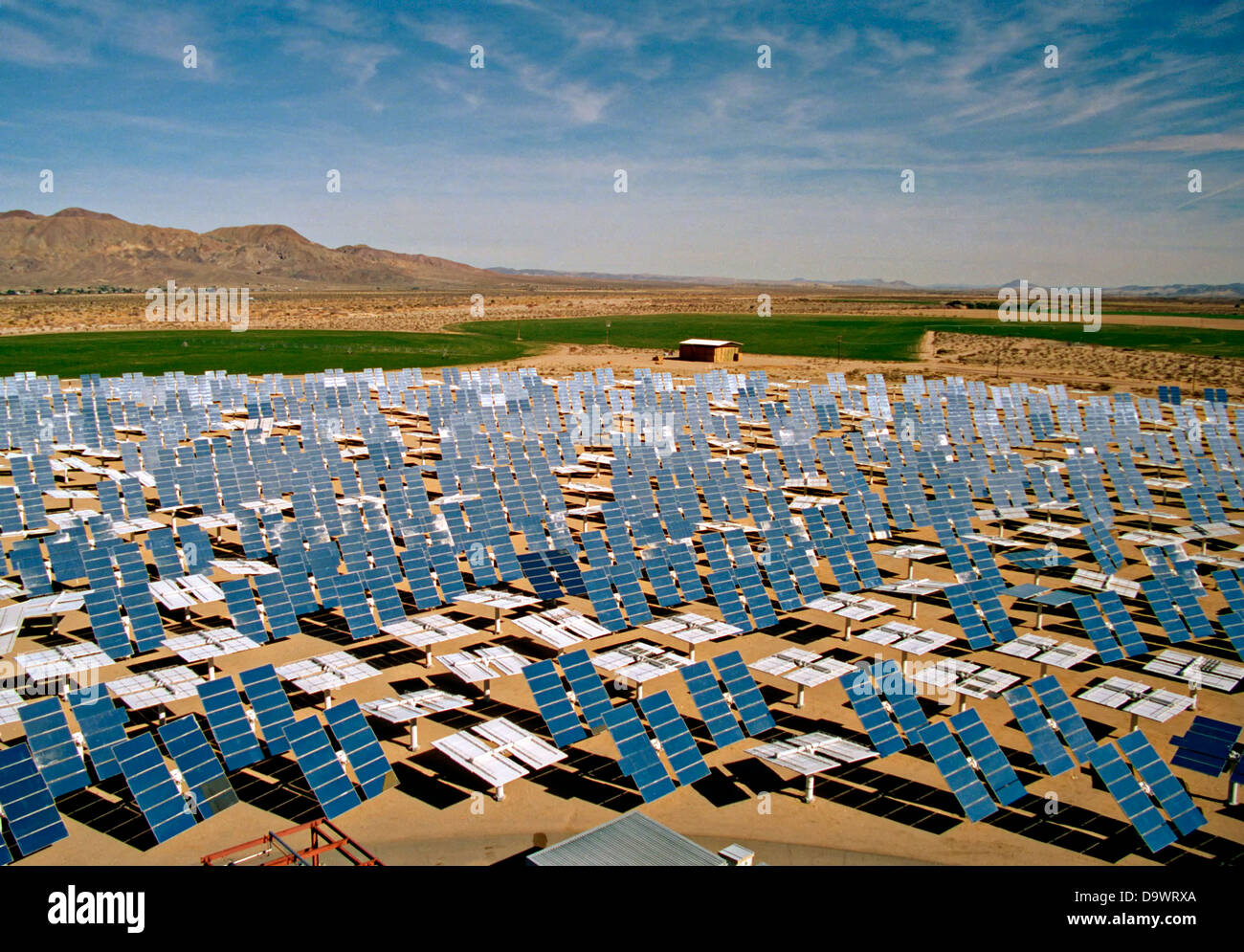 Field of sun tracking mirrors at the Solar Two experimental energy ...